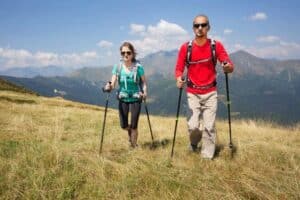 Base Layers Hiking Guide – How to Dress Correctly - Nature Roamer